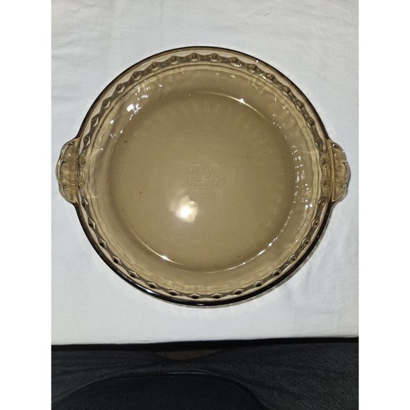 Pyrex | Kitchen | Vintage Pyrex Glass Pie Plate 229 Brown 95 24 Cm Deep ...
